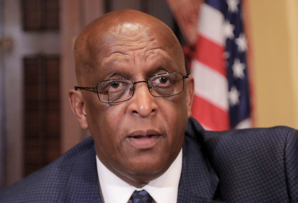 Baltimore Mayor Now Says He Plans To Run For The Office - Three | E 60 News