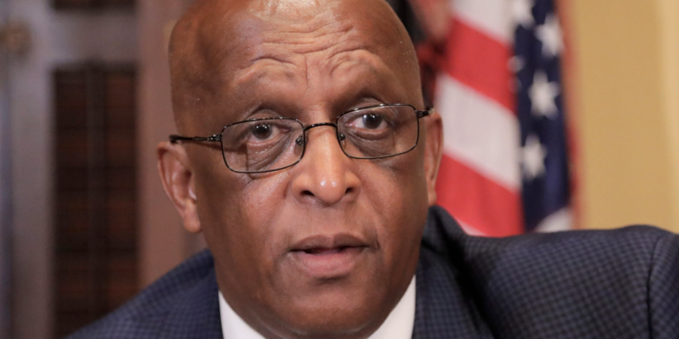 Baltimore Mayor Now Says He Plans To Run For The Office - Three | E 60 News